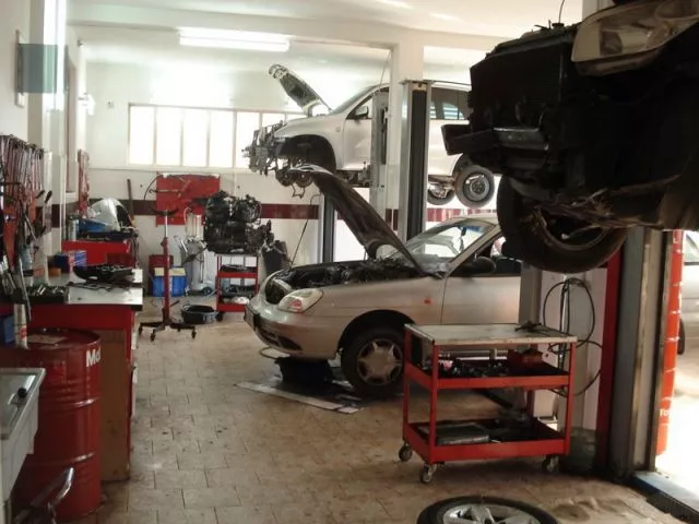 TOYOTA AYGO - MALI SERVIS
