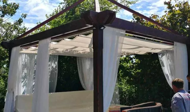 BALDAHIN TENDA MODEL 1