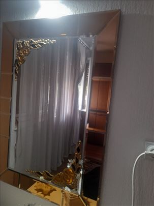 Ogledalo sa pozlatom
