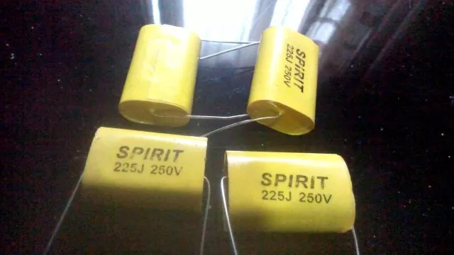 SPIRIT KONDENZATOR 2,2UF 250V ZA SKRETNICE 290 RSD