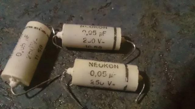 NEOKON POLOVNI KONDENZATORI WINTAGE 360RSD/KOM