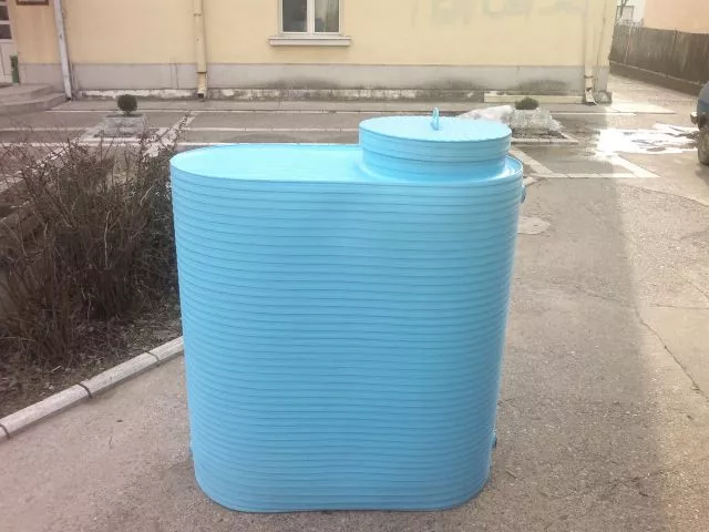 Elipsasti plastični rezervoari 3.000L