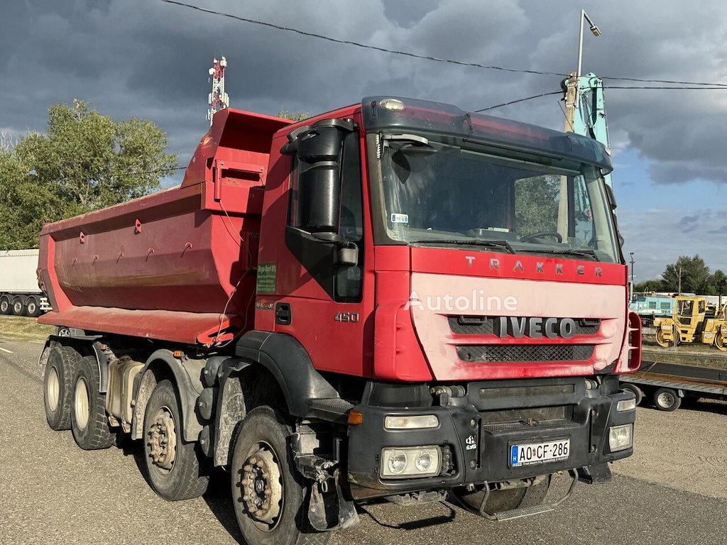 IVECO TRAKKER 8x4 kiper