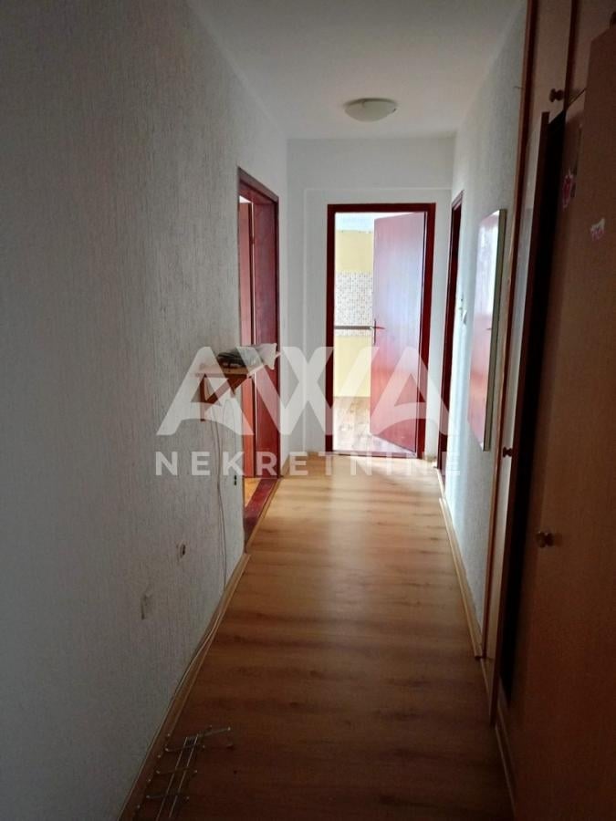 Centar Apatina. Dvosoban stan, 63m2, IV sprat