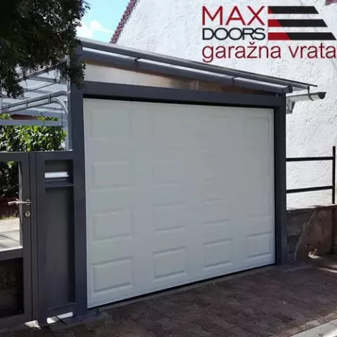 Segmentna garažna vrata model 3