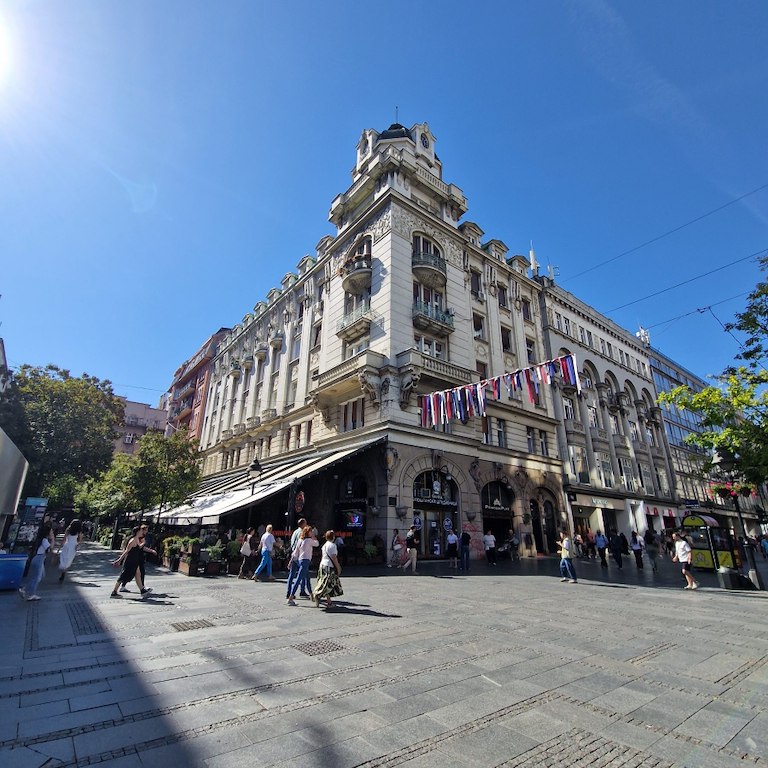 KNEZ MIHAILOVA – APARTMANI – RUSKI CAR
