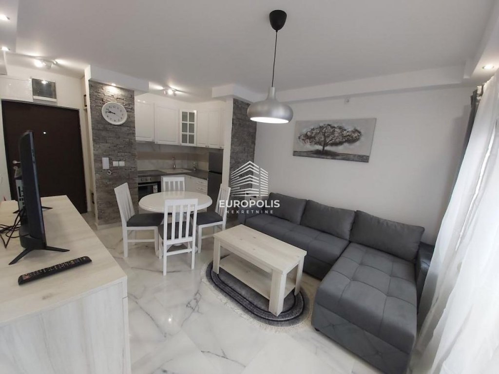 Retka prilika- lux namešten u novogradnji sa liftom ID#8407