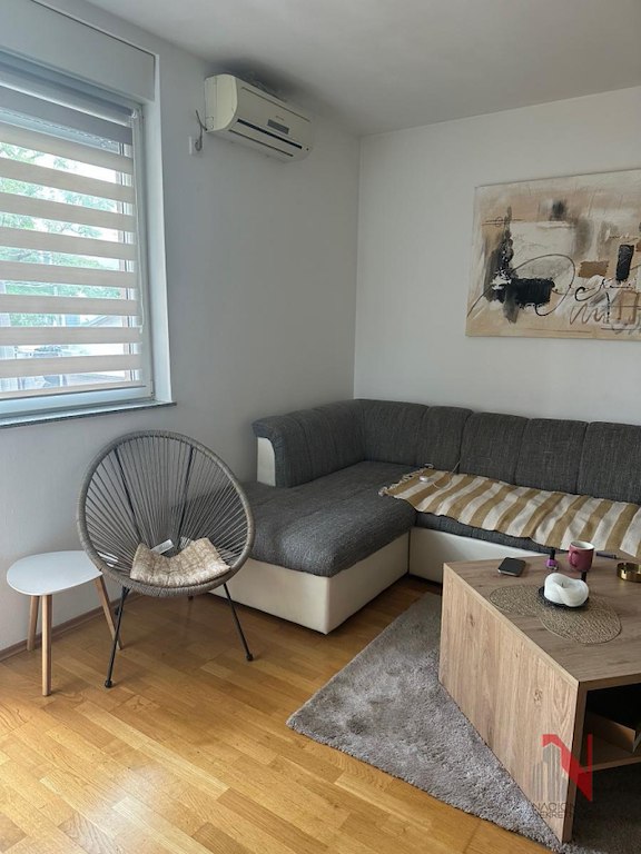Grbavica, Atanasija Gereckog, 51 m2