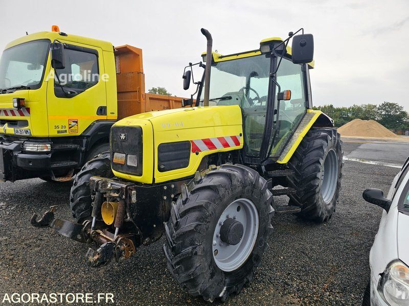 Prodaje se Massey 6270 traktor točkaš na aukciji