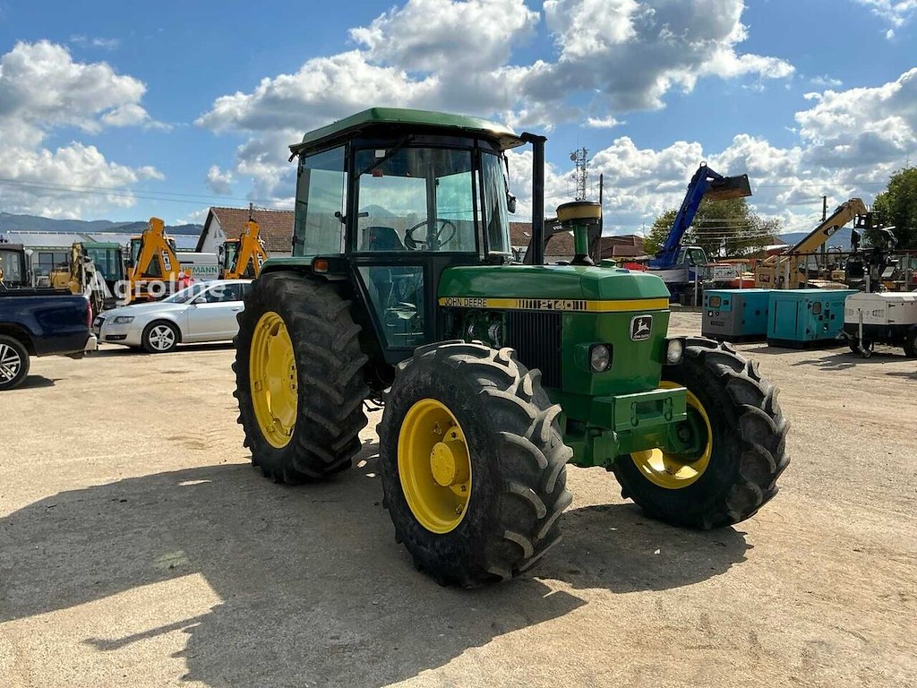 Prodaje se John Deere 2140 traktor točkaš na aukciji