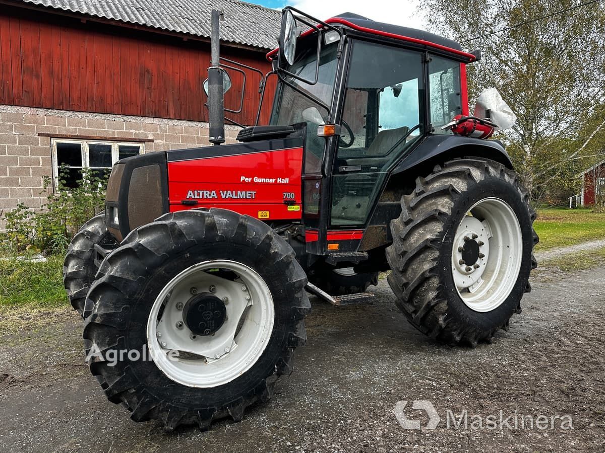 Prodaje se Valmet 700 traktor točkaš na aukciji