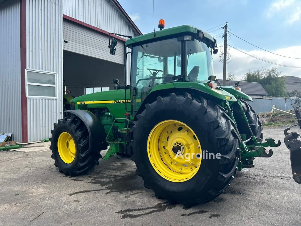 John Deere 8100 traktor točkaš