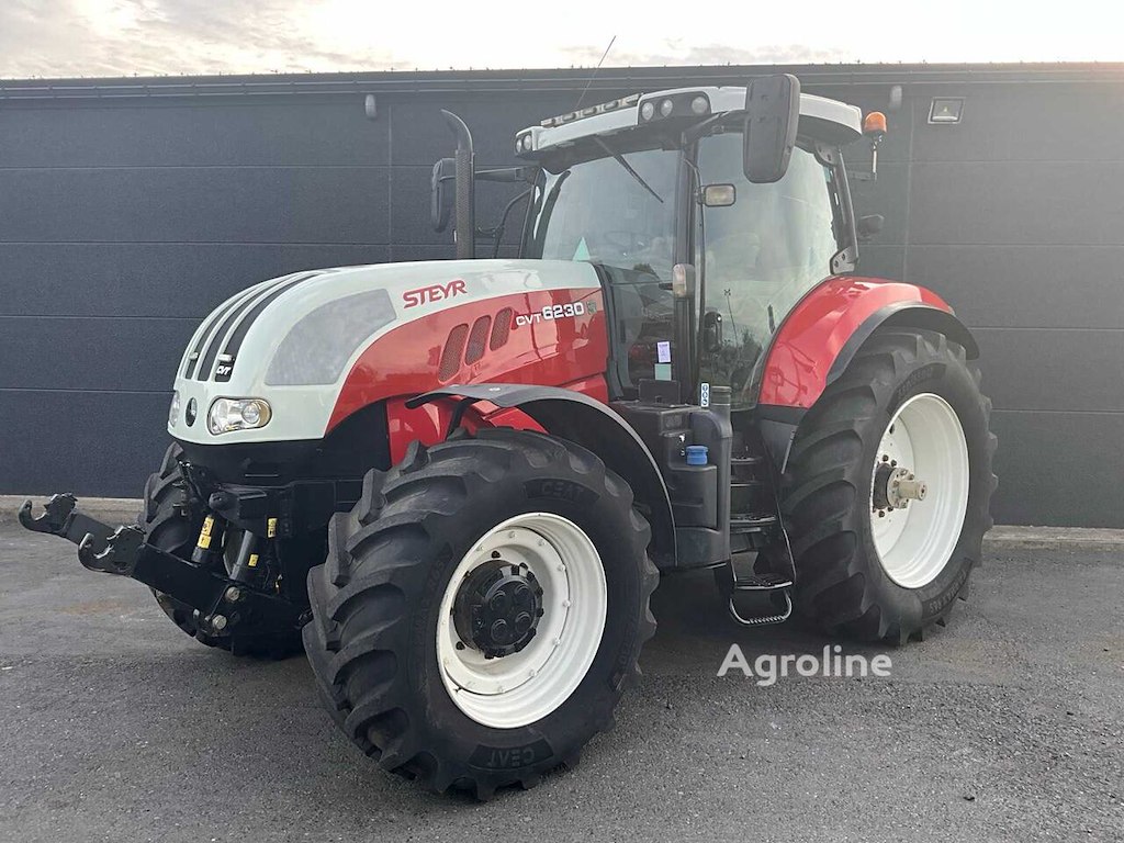 Prodaje se Steyr CVT6230 traktor točkaš na aukciji