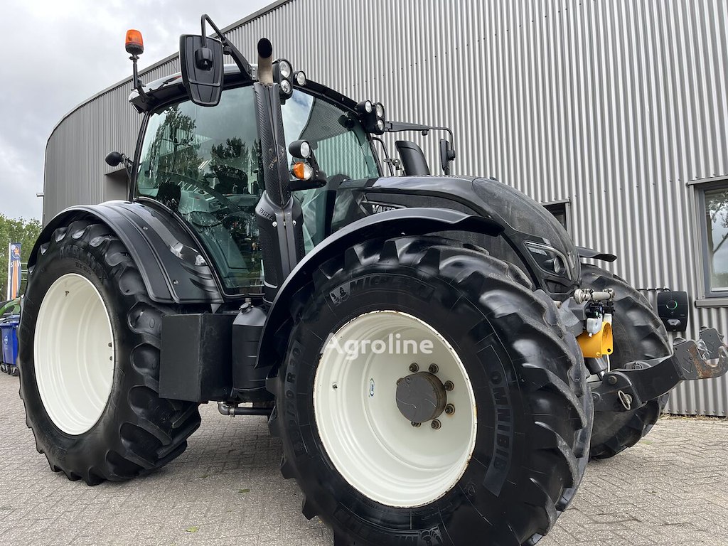 Valtra N174 Active traktor točkaš