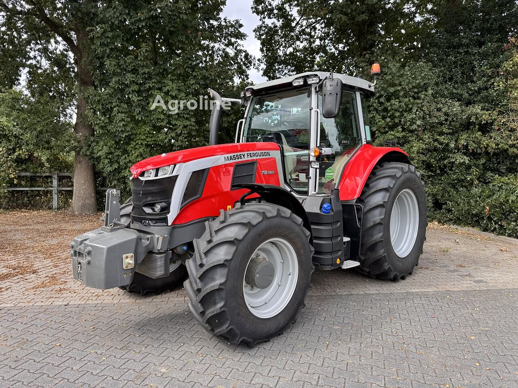 Massey Ferguson 7s.180 Dyna6 Efficient traktor točkaš