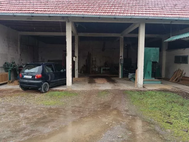 PLAC I OBJEKAT U ZAKUP - LOZNICA