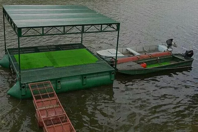 Plastični ponton Ø300 mm Bruto 60kg/m Neto dozvoljena nosivost 30kg/m
