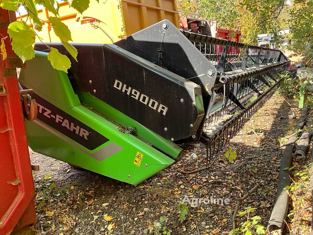 Prodaje se Deutz-Fahr 1133 adapter za žito na aukciji
