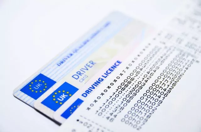 PREVOD VOZAČKIH I SAOBRAĆAJNIH DOZVOLA - ENGLESKI JEZIK