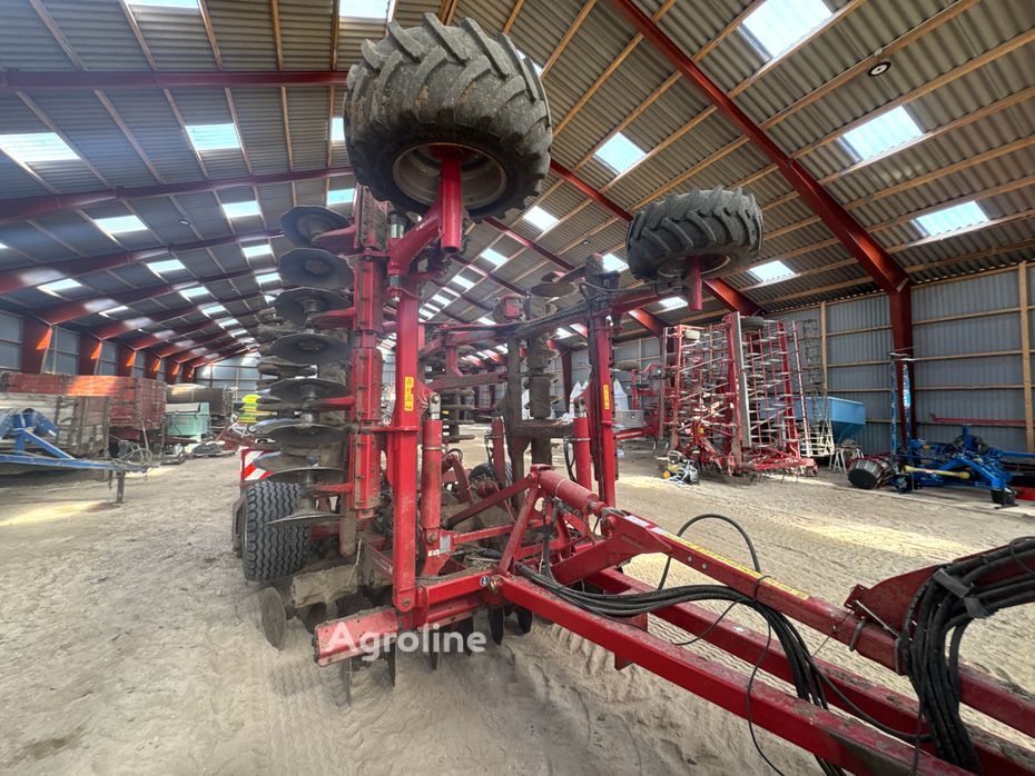 Horsch Terrano 6 RT tanjirača