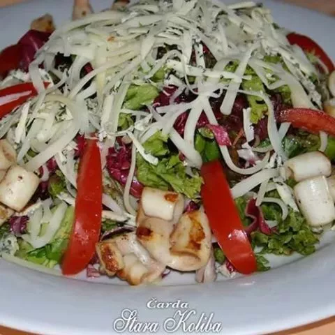 SALATA SA PLODOVIMA MORA