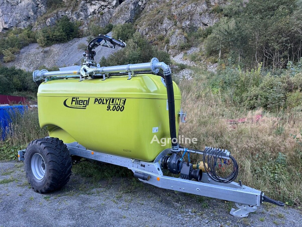 Prodaje se Fliegl Polyline HFW 9000 vučenu prskalicu na aukciji