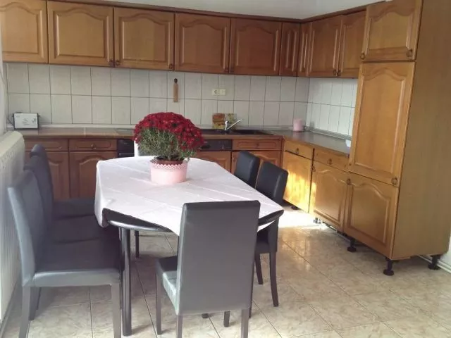 NUTRICIONISTA SARAĐUJE SA DOMOM PAULOVNIJA