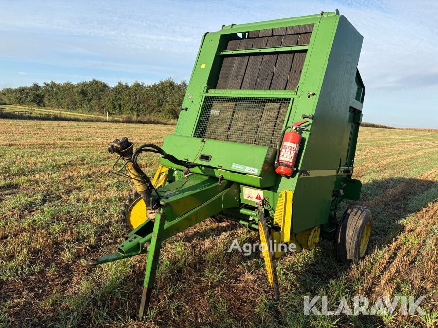 Prodaje se John Deere 550 balirku za četvrtaste bale na aukciji