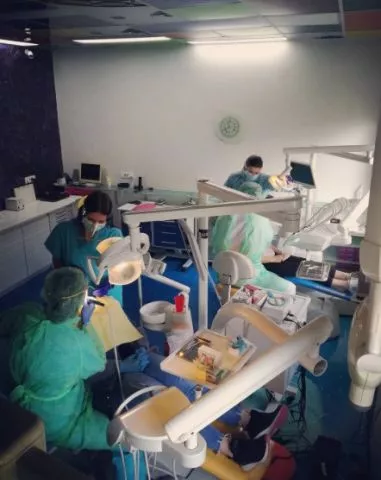 KONZERVATIVNA STOMATOLOGIJA ORDINACIJA SMK