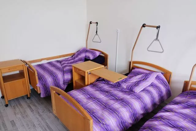 ČETVOROKREVETNA SOBA - POLUZAVISAN TIP KORISNIKA