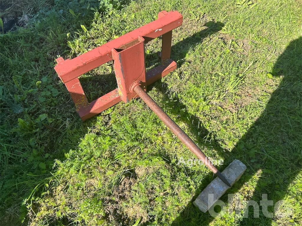 Prodaje se viljuške za okrugle bale na aukciji