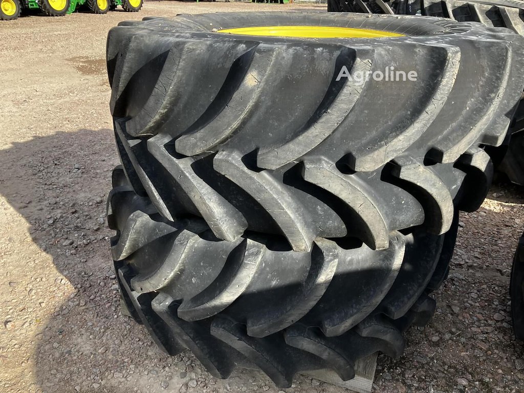 Vredestein 600/70R30 točak