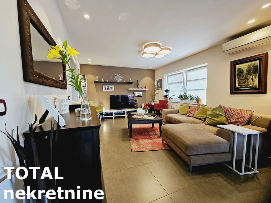 NOVI SAD - TELEP - 333. 00 m2