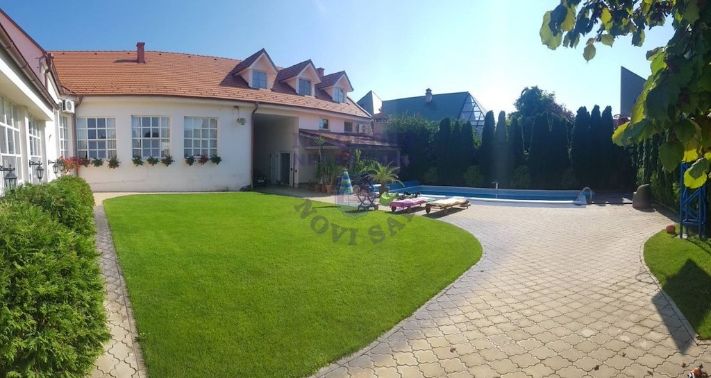 Prodaje se kuca u Futogu 340m2