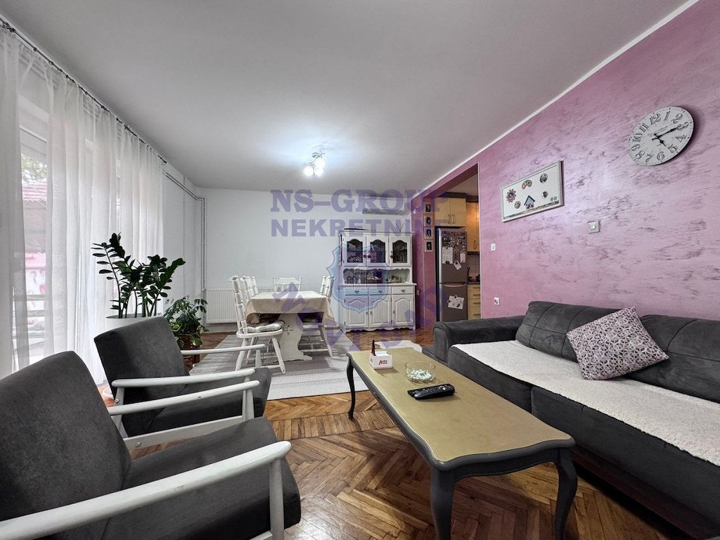 Spratna, porodična kuća - Vidovdansko naselje