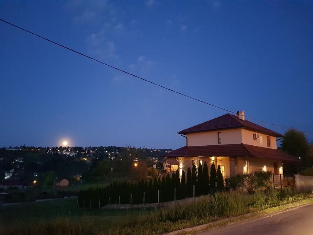 Kuća na Popovici Su+Pr+Pk 165m plac 491m uknjizena