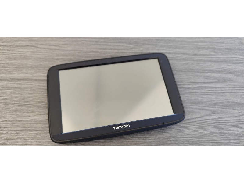 TomTom GPS navigacija (Model 4AP64)