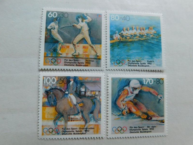 DEUTSCHE BUNDESPOST 1992 KOMPLET ČISTA SERIJA