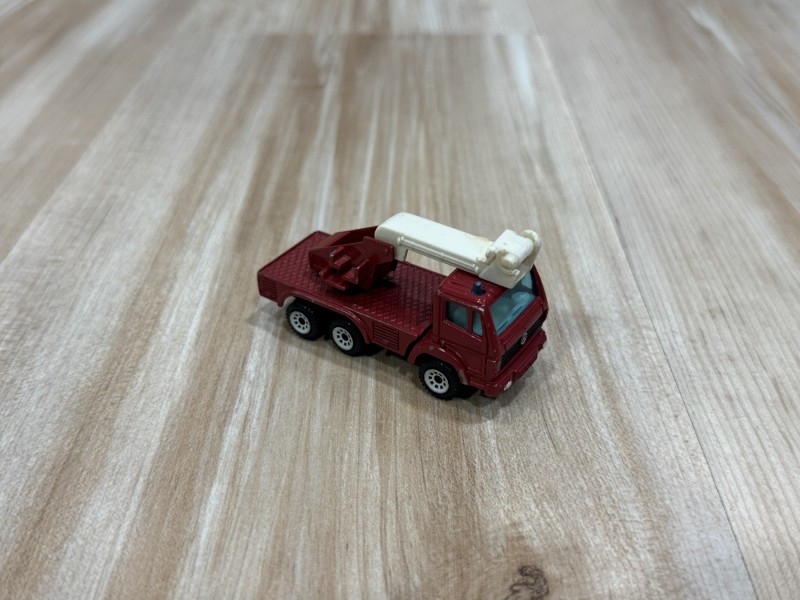 1:64 SIKU Germany - Mercedes Benz 1019