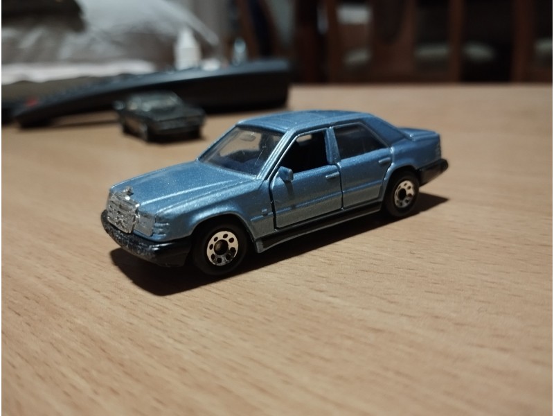Mercedes benz 300TE