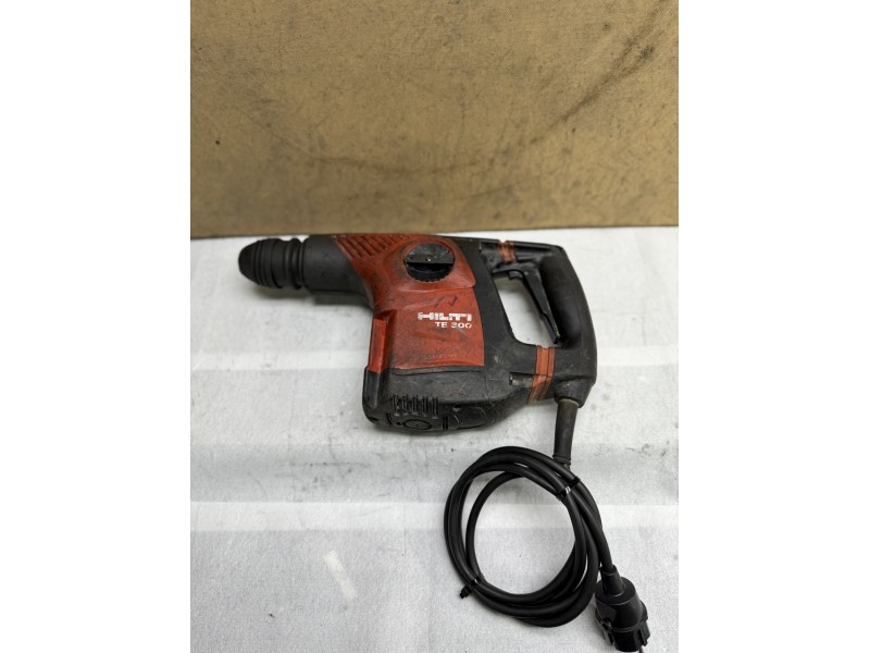 HILTI TE 300 odlican !