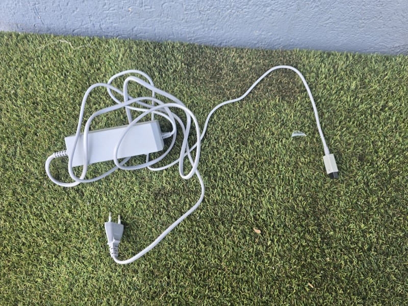 punjač adapter za električne uređaje