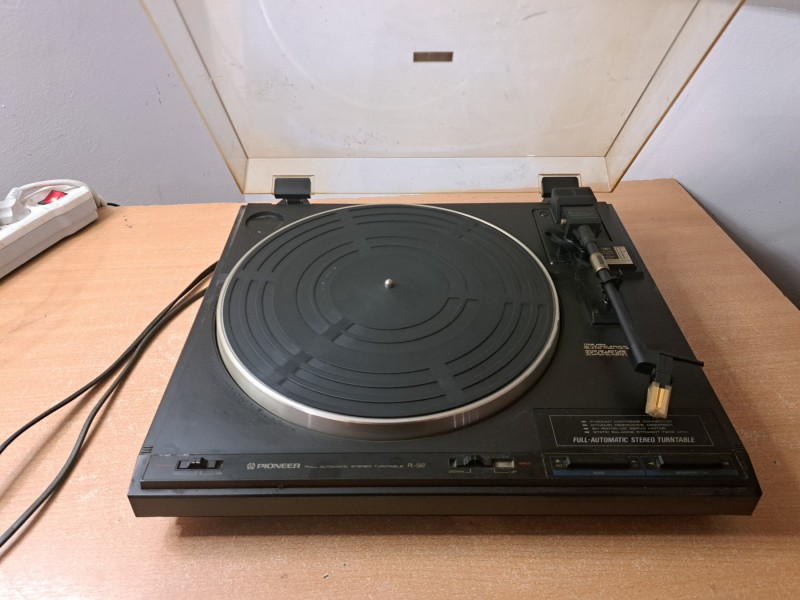Pioneer PL-560 Gramofon