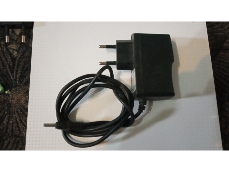 Adapter 8,4V