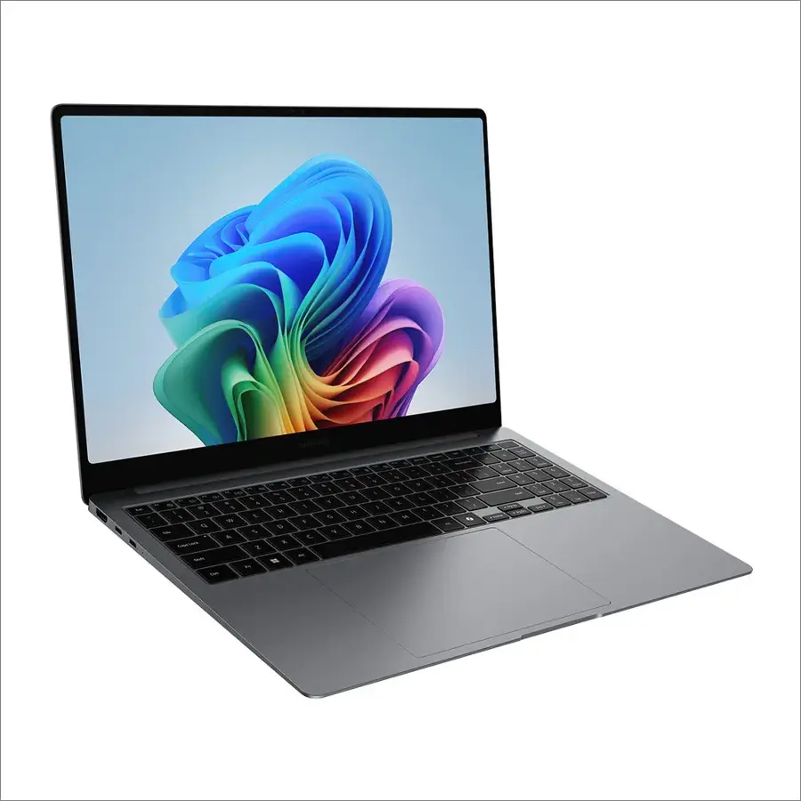 Samsung - Galaxy Book5 PRO 16" Touch Screen Laptop - Intel Core Ultra 7 with 32GB Memory - 1TB SSD - Gray
