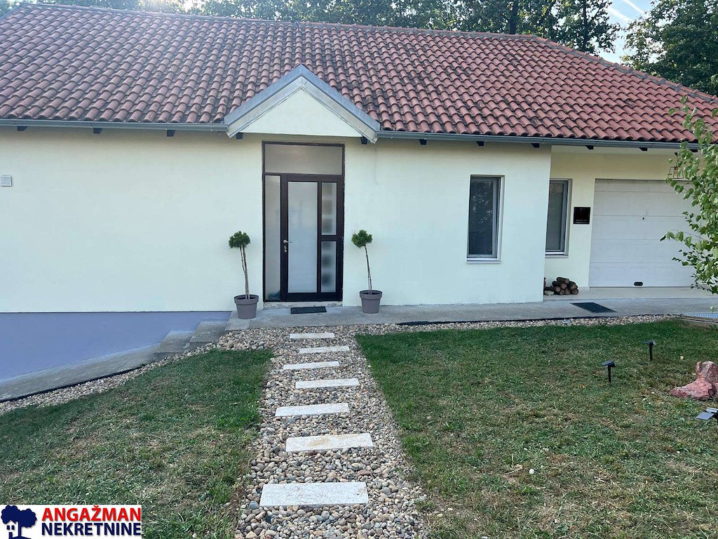 Guncati – 132kvm-+ 13,30ari ID#28866
195.000 €