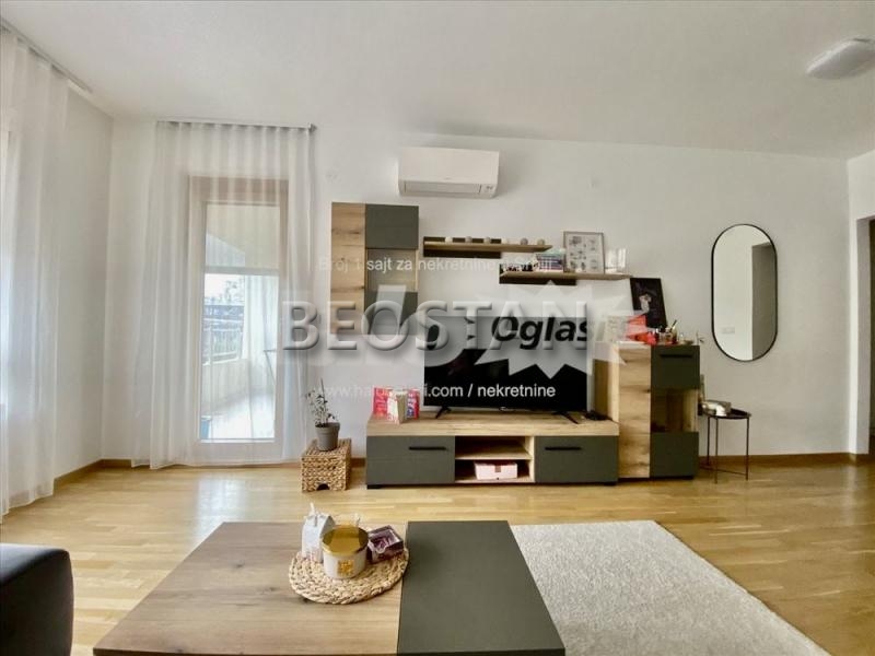 Novi Beograd - Blok 45 novogradnja #64450 900 €