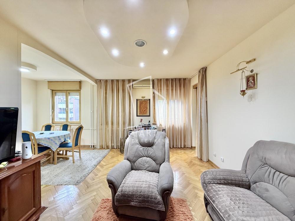 Čukarička padina, mirno okruženje i odlična lokacija ID#12428 280.000 €