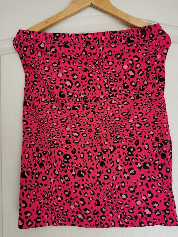 Mini suknja sa animal printom (leopard), intenzivno roze boje sa crnim