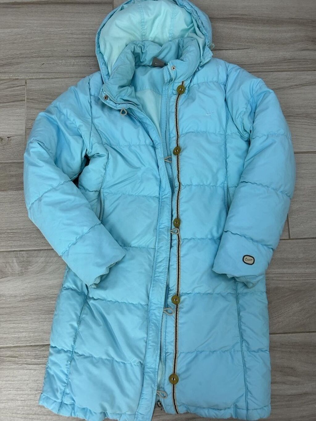 Nike ženska duža zimska jakna, tirkizno-plave boje. - Model: duži
